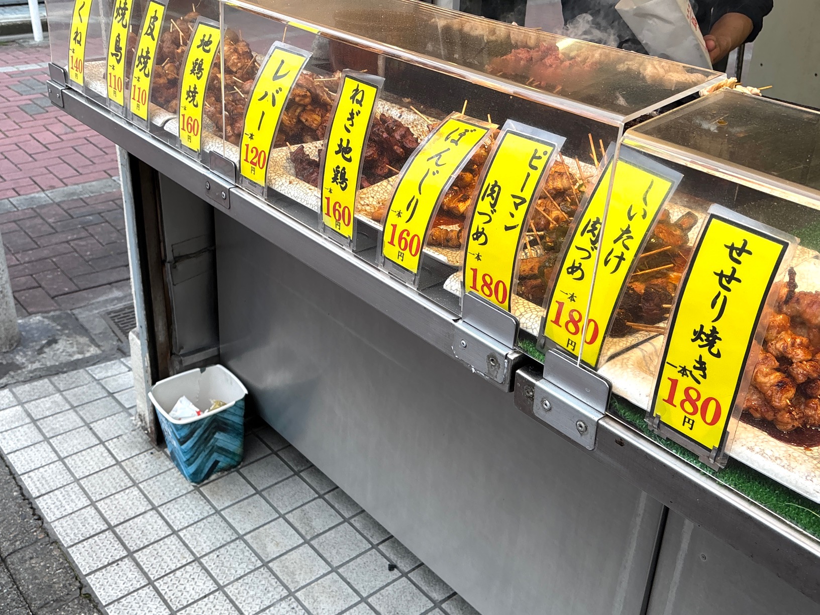 鳥喜本店【小岩駅】創業50年以上の香りの良い焼鳥屋さん！小岩に来たら買って帰るべし。 | ぶるちゃんグルメ