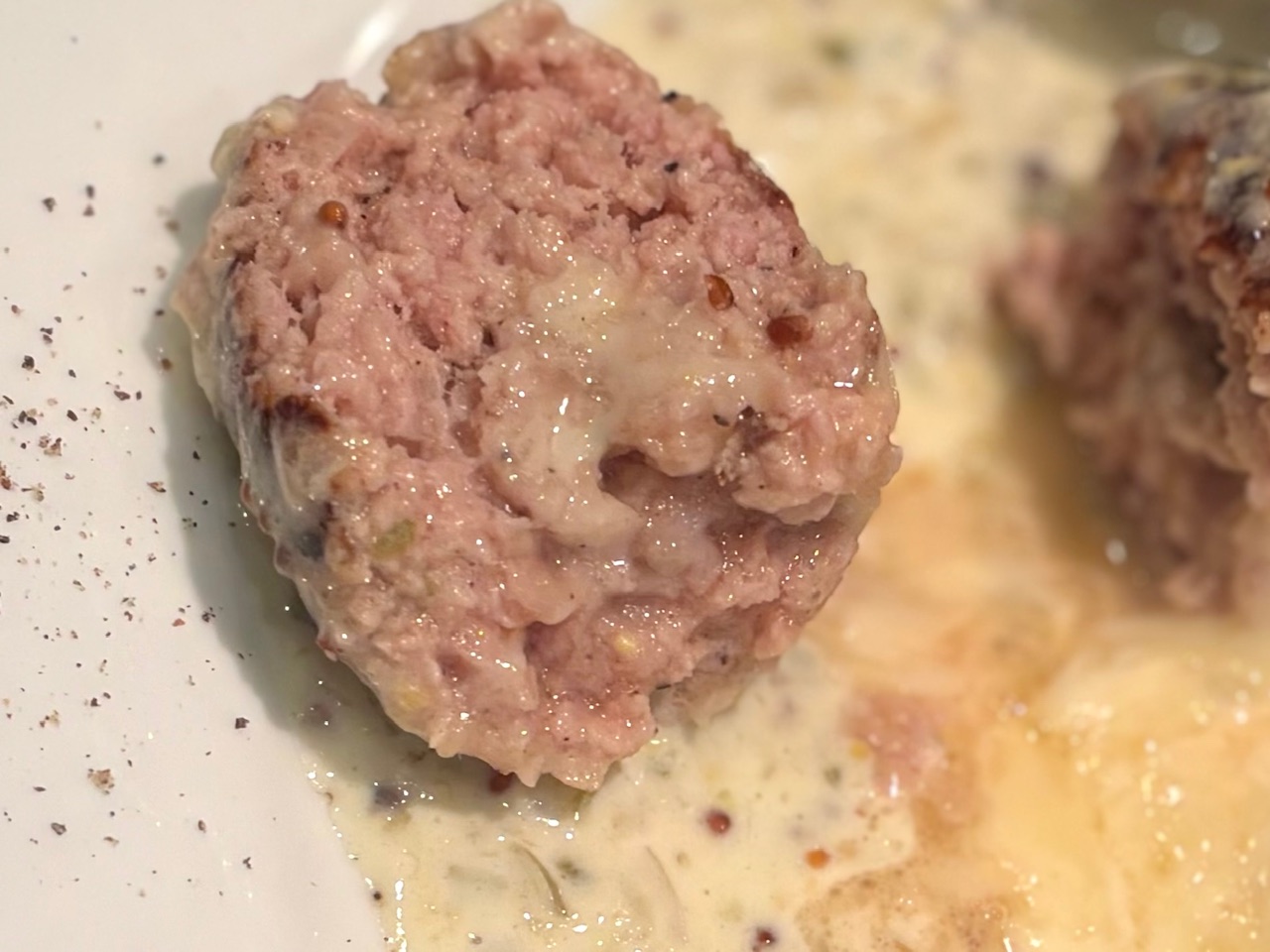 HAMBURG RESTAURANT Chami【錦糸町駅】大人の隠れ家で味わうトロトロチーズたっぷりハンバーグ！ | ぶるちゃんグルメ